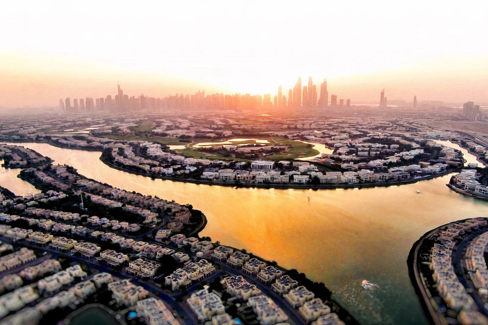 Emirates Hills is a prestigious area with a collection of premium ...